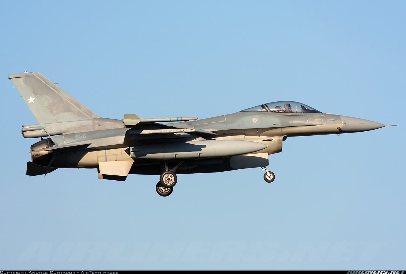 Lockheed Martin F-16CJ Fighting Falcon - Chile - Air Force | Aviation ... Lockheed Martin F-16CJ Fighting Falcon - Chile - Air Force | Aviation ...