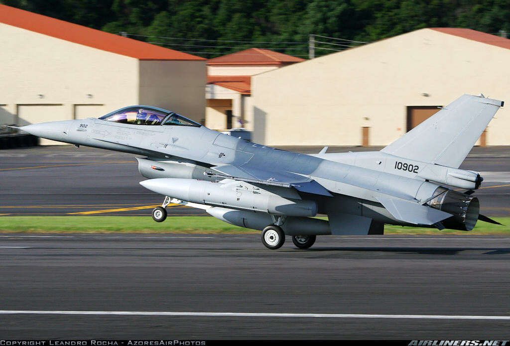 Lockheed Martin F-16CJ Fighting Falcon - Pakistan - Air Force ... Lockheed Martin F-16CJ Fighting Falcon - Pakistan - Air Force ...
