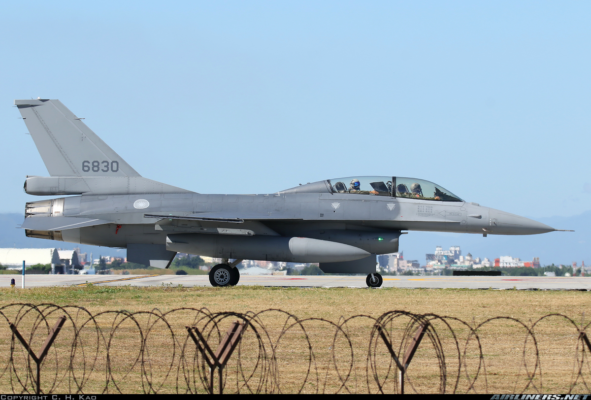 Lockheed Martin F-16BM Fighting Falcon - Taiwan - Air Force | Aviation ... Lockheed Martin F-16BM Fighting Falcon - Taiwan - Air Force | Aviation ...