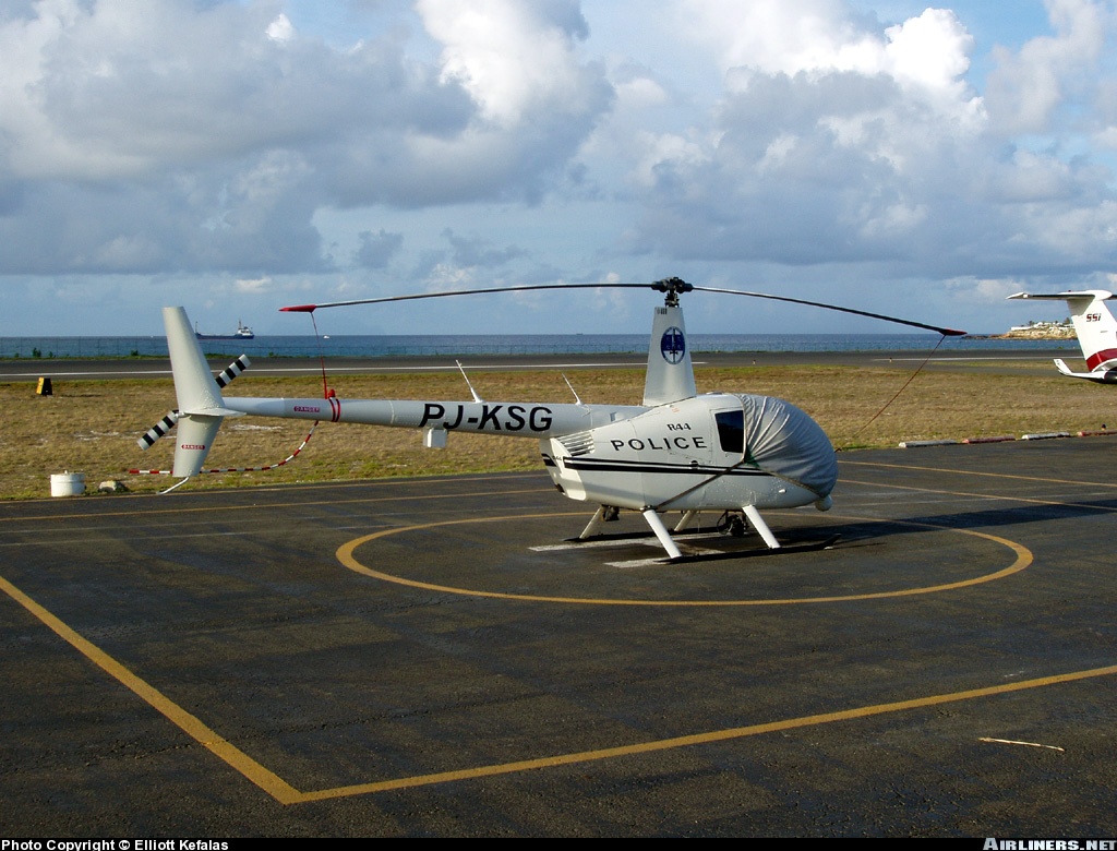 Robinson R 44 Police St Maarten Police Aviation Photo 0489004 robinson-r-44-police-st-maarten-police-aviation-photo-0489004